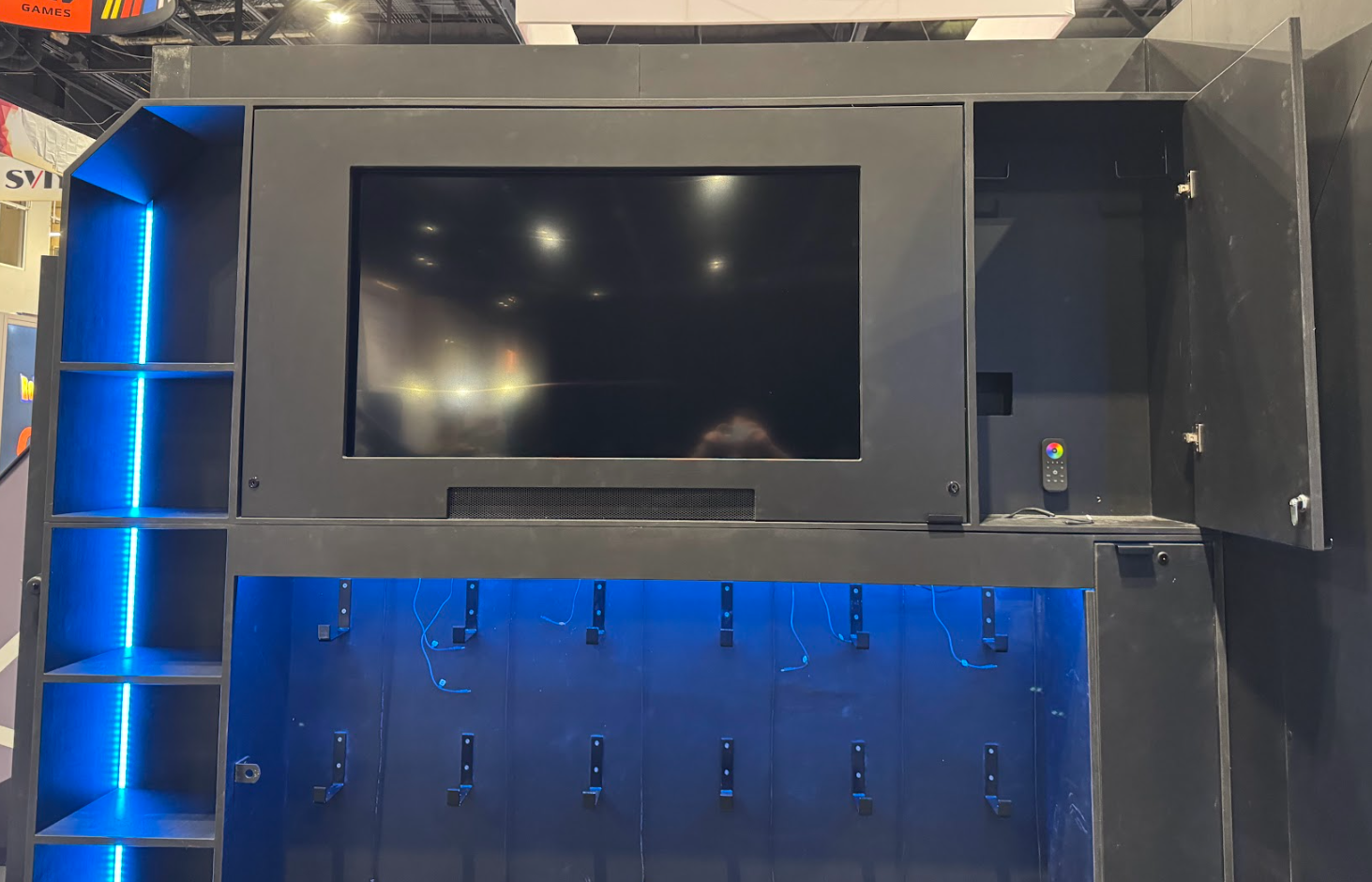 Quantum Enclosure - Briefing TV Installation – Zero Latency VR